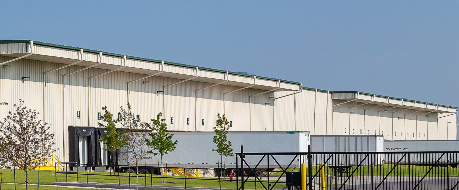 DISTRIBUTION CENTERS | Metal Building Systems from Metal Building Sales